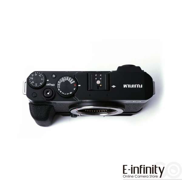 Buy Fujifilm X-E4 Mirrorless Digital Camera with MHG-XE4 and TR-XE4 Kit ...